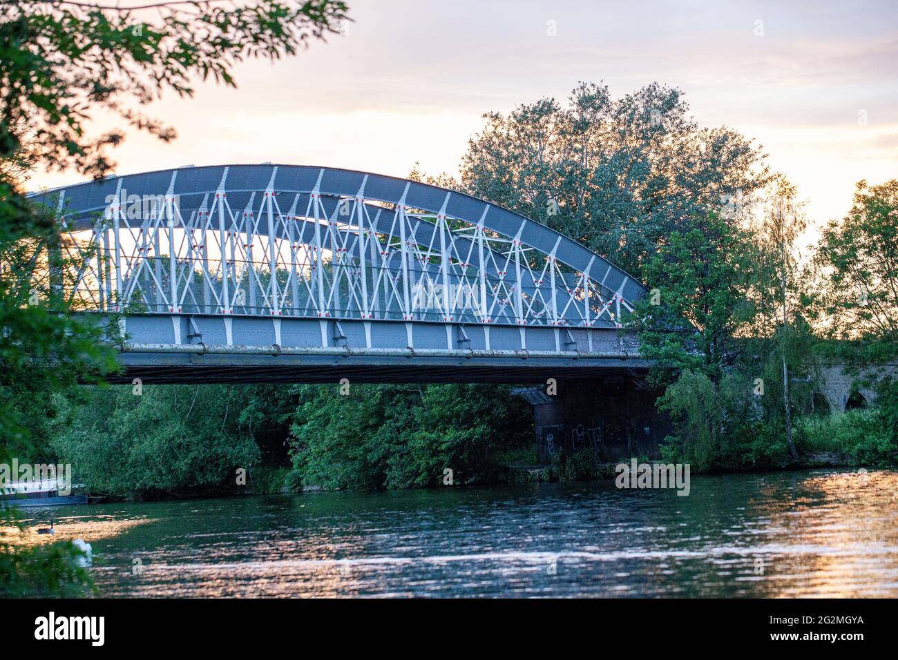 Windsor bridge hi-res stock photography and images - Alamy
