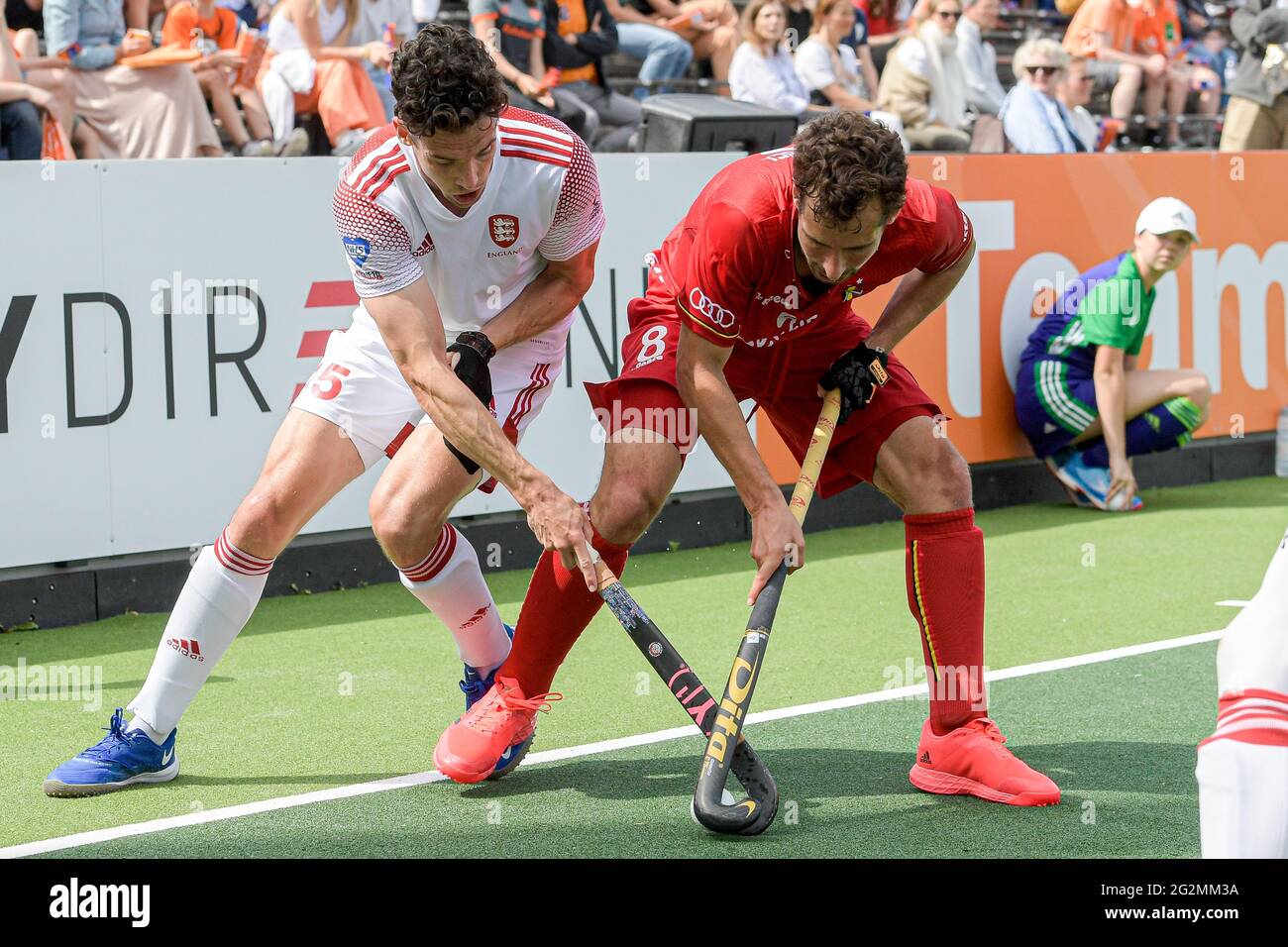 AMSTELVEEN, NETHERLANDS - JUNE 12: Phil Roper of England, Florent van ...