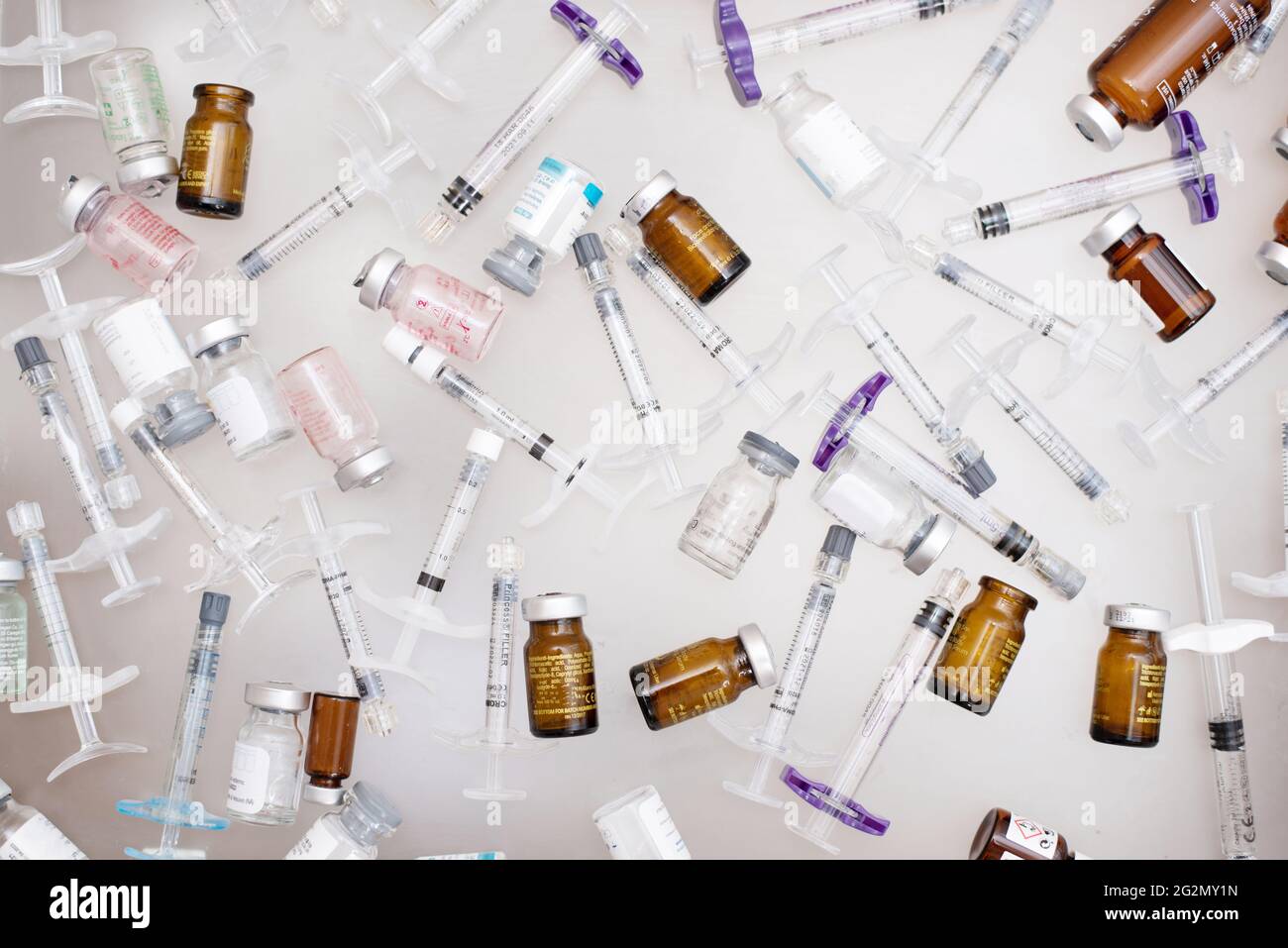 Collagen injections hi-res stock photography and images - Alamy