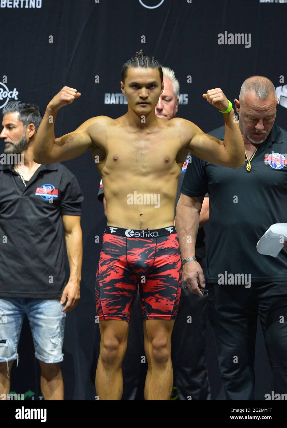 HOLLYWOOD, FLORIDA - JUNE 11: YouTube personality Faze Jarvis poses on ...