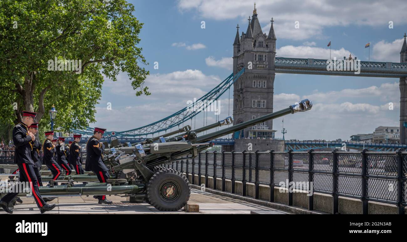 Tower of London, UK. 12 June 2021. HM The Queen’s Official Birthday Gun ...
