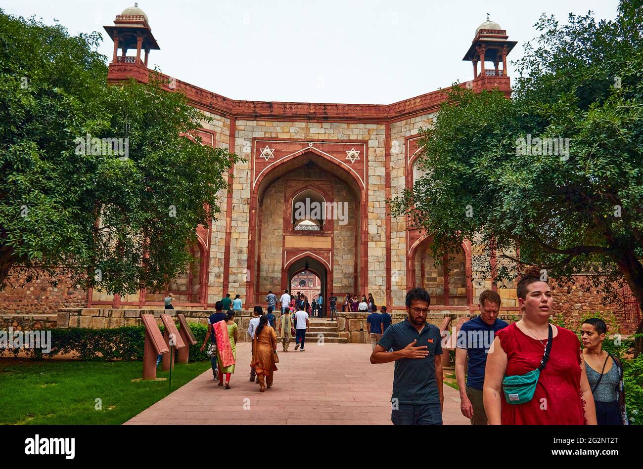 Humayun tomb gate hi-res stock photography and images - Alamy