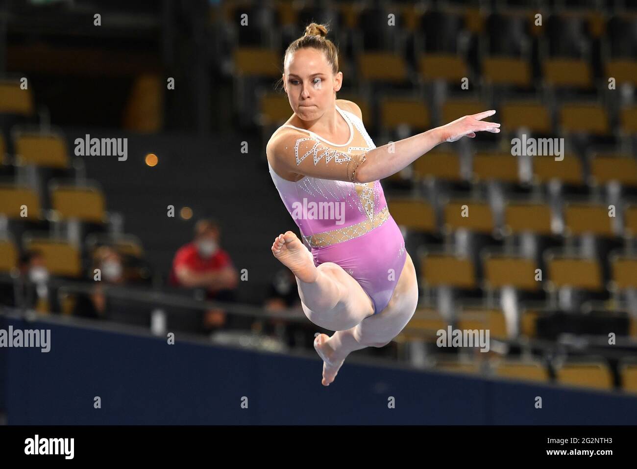 Munich, Germany. 12th June, 2021. Sarah VOSS (GER), action, balance ...