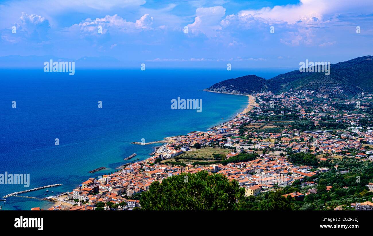 Castellabate italy summer hi-res stock photography and images - Alamy