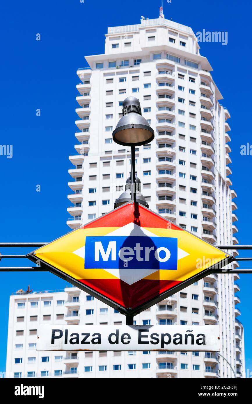 Sign at the metro station, Metro Plaza de España. In the background the ...