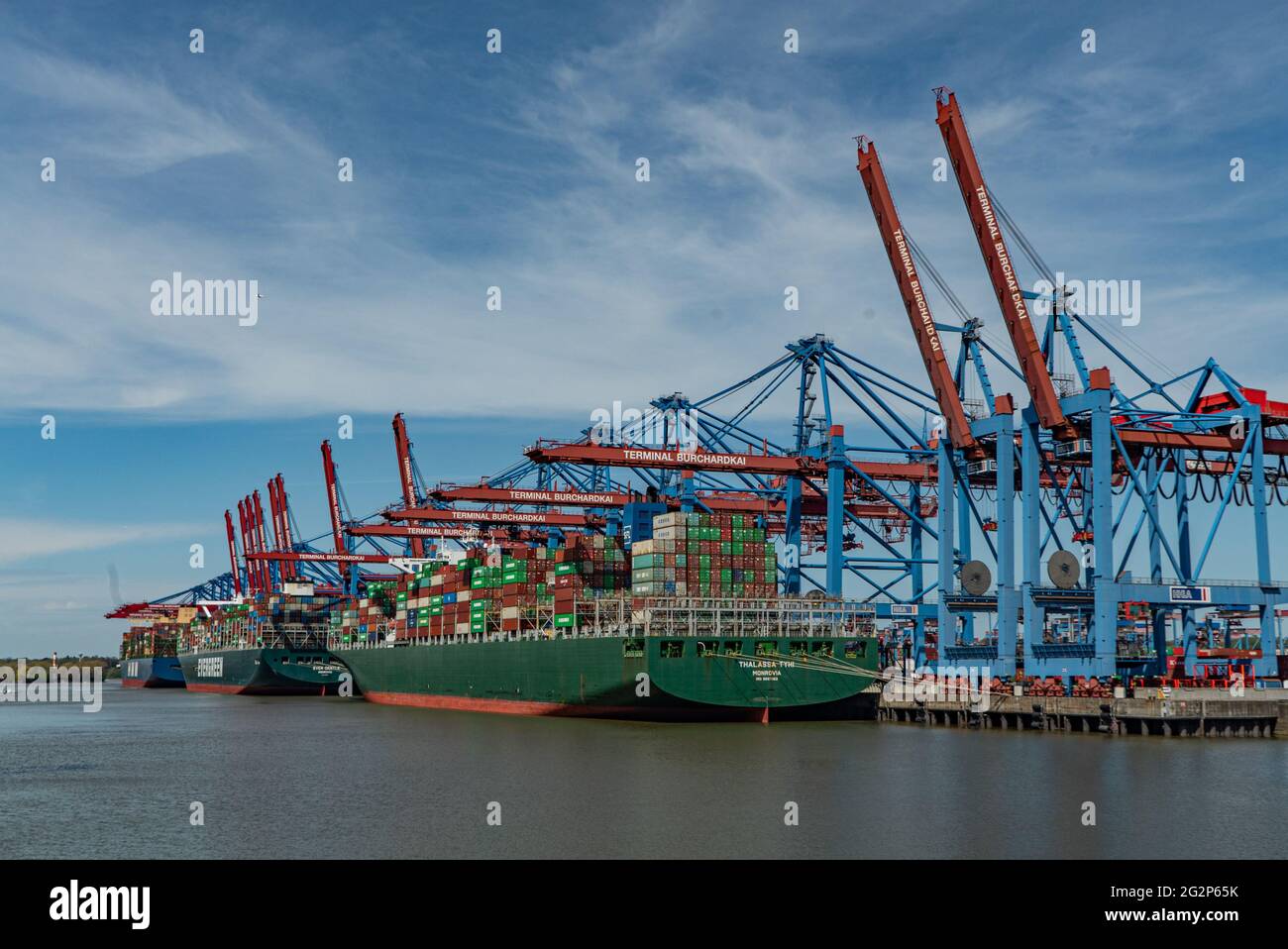 Container Terminal Burchardkai in the Port of Hamburg - CITY OF HAMBURG ...
