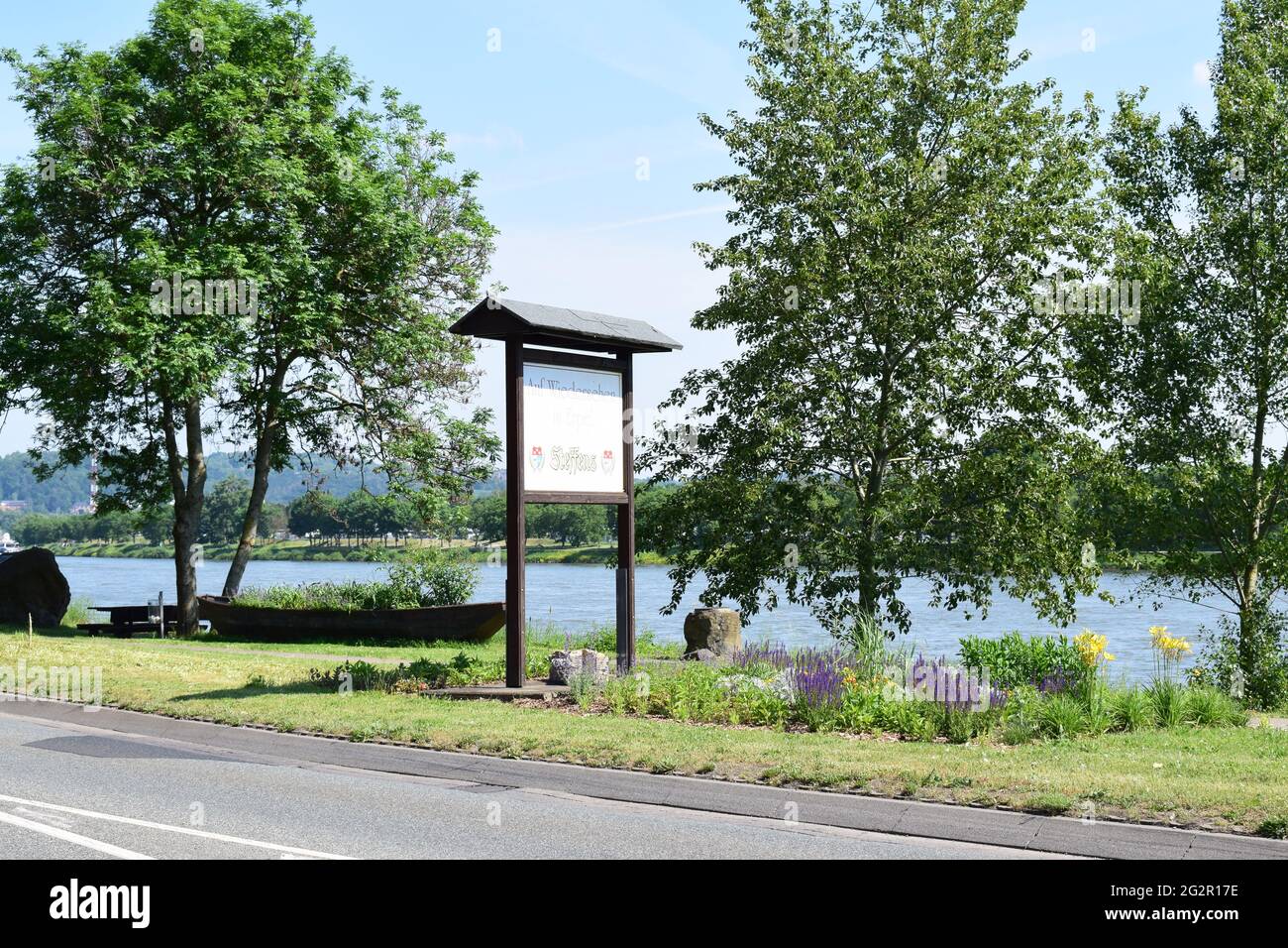 Erpel village hi-res stock photography and images - Alamy