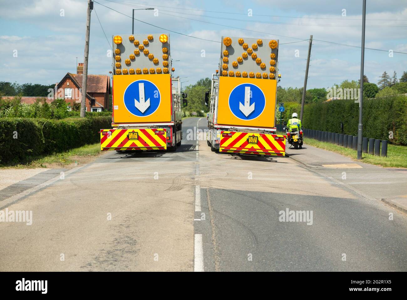 Hgv parked street hi-res stock photography and images - Alamy