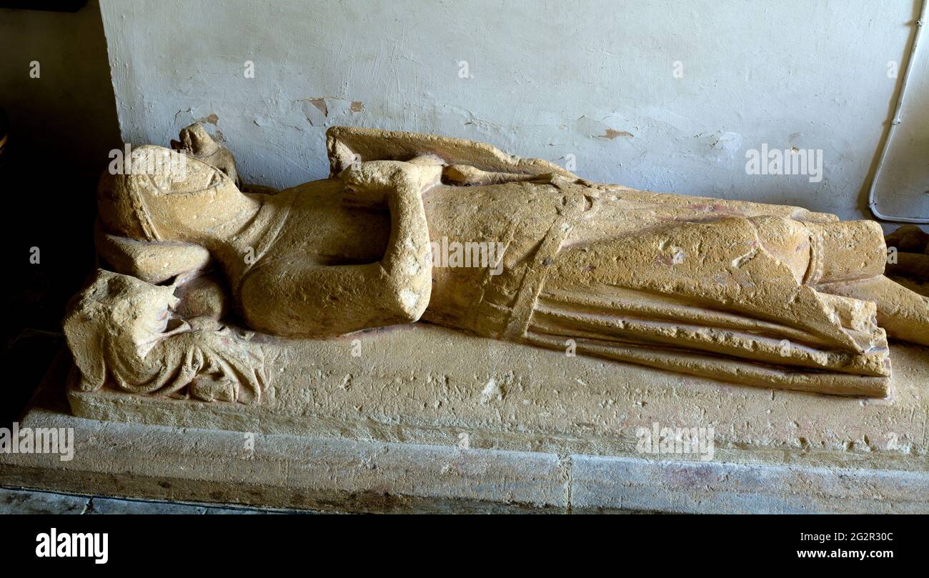 14th century effigy of a knight, St. Mary the Virgin Church, Hampton ...