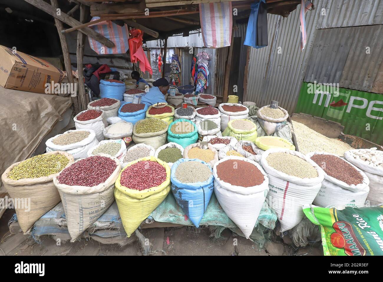 Toi market hi-res stock photography and images - Alamy