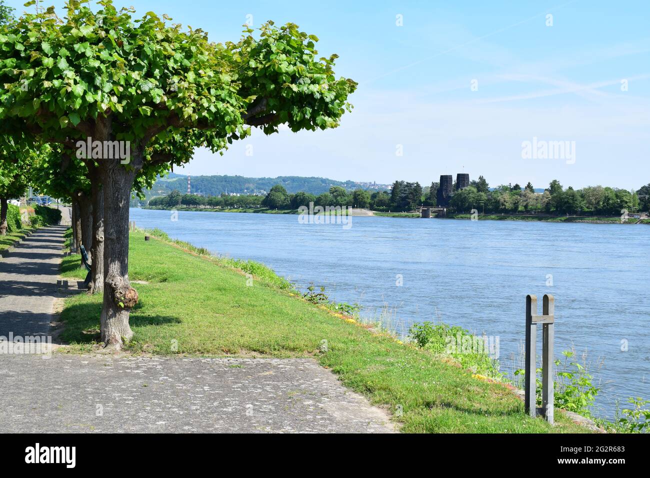 waterfront of Erpel, Rheinpromenade Stock Photo - Alamy