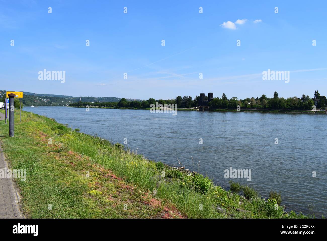 Erpel village hi-res stock photography and images - Alamy