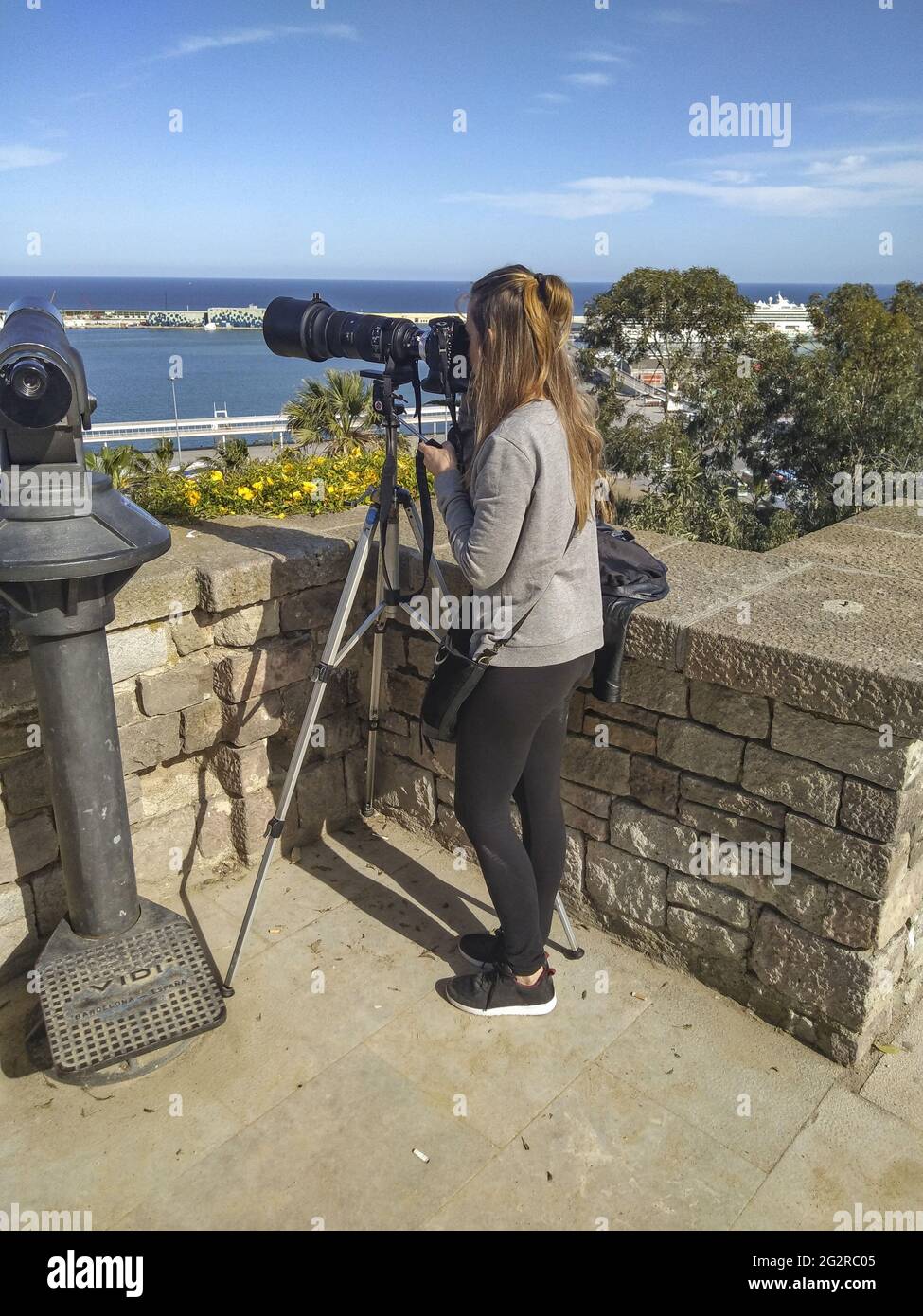 Vertical telephoto shooting hi-res stock photography and images - Alamy