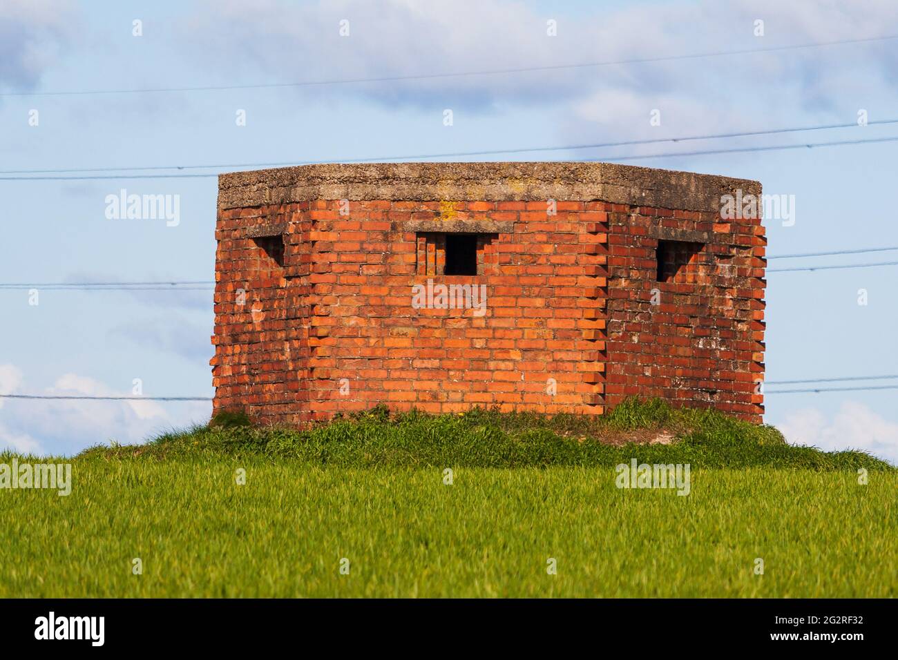 Pillboxwwii hi-res stock photography and images - Alamy