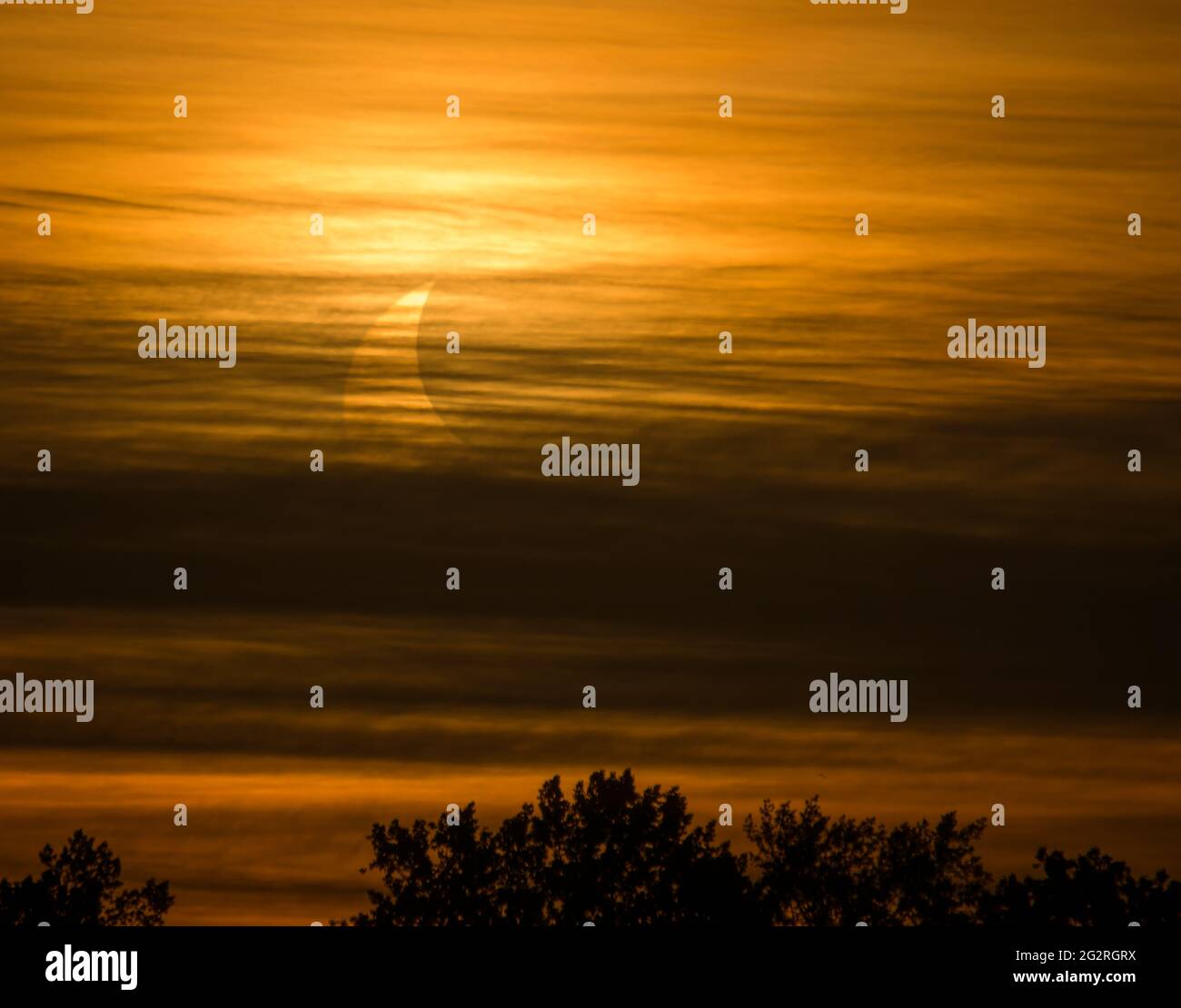 Annular eclipse of the sun hi-res stock photography and images - Alamy
