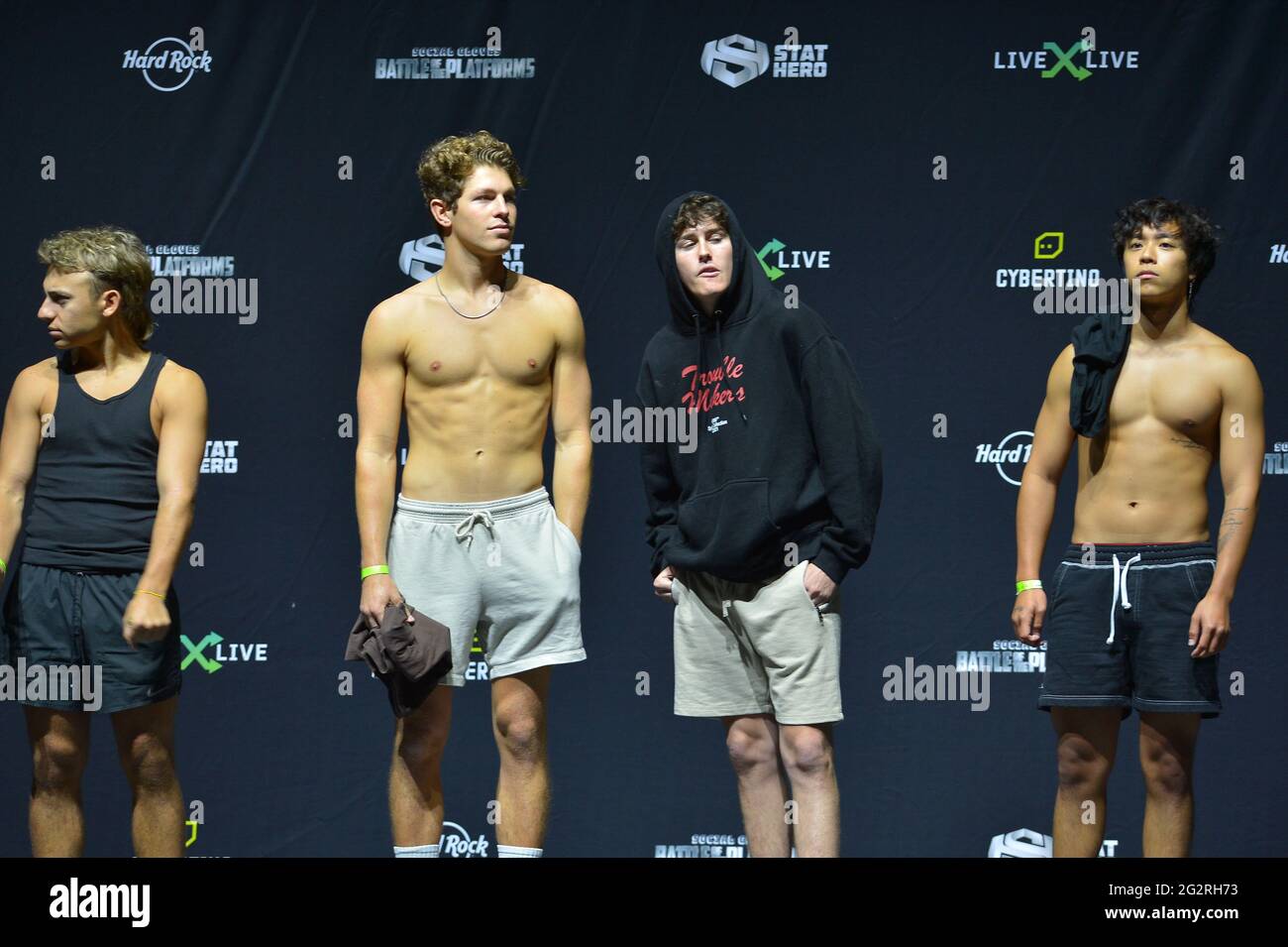 Ben azelart hi-res stock photography and images - Alamy