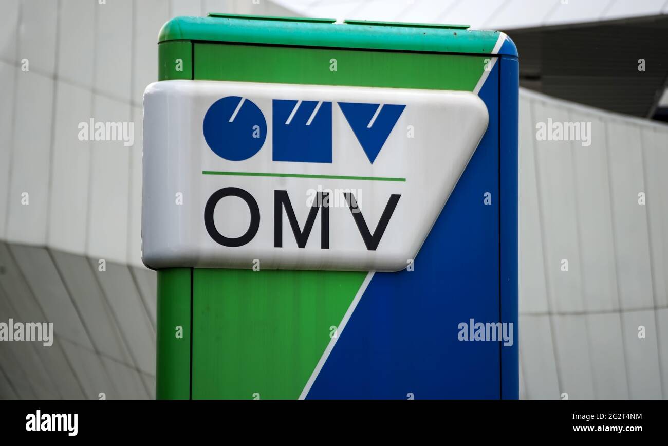 Omv building hi-res stock photography and images - Alamy
