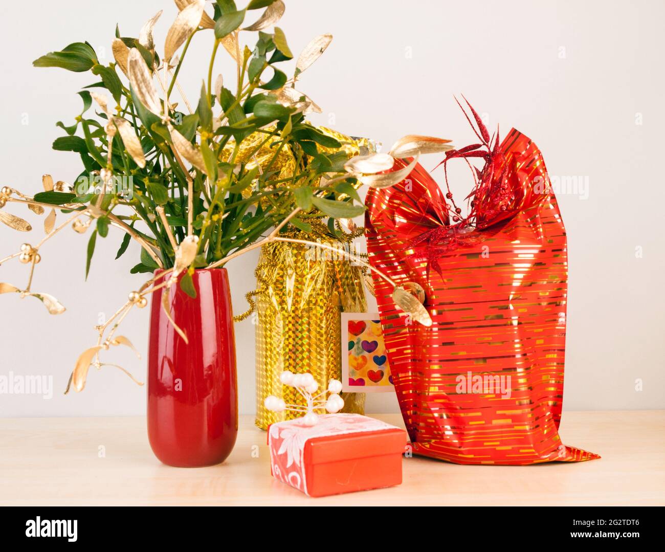 Wrappage hi-res stock photography and images - Alamy