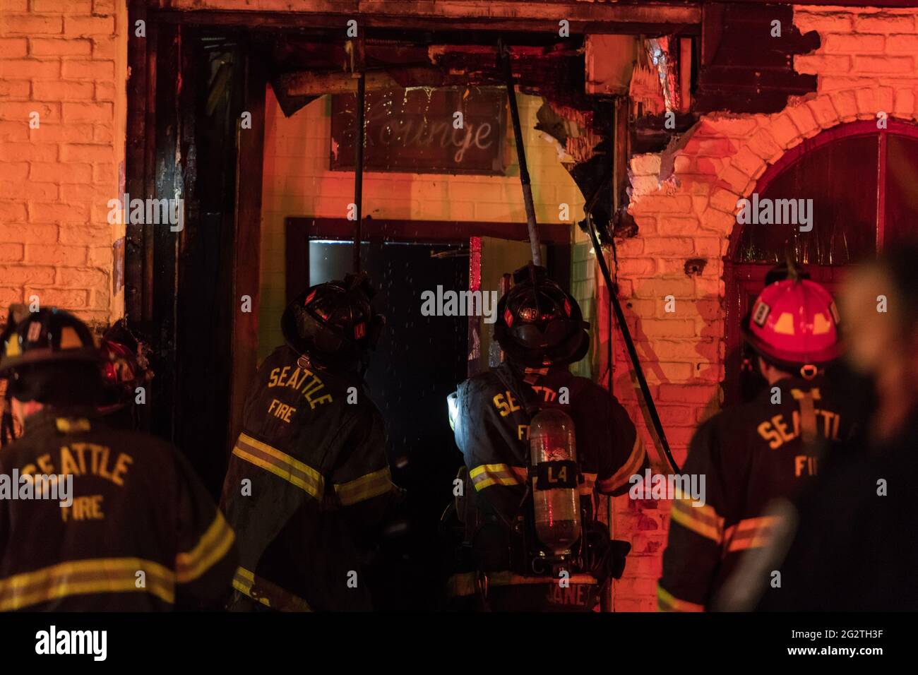 Seattle, USA. 18th Apr, 2021. Seattle Fire Department putting out ...