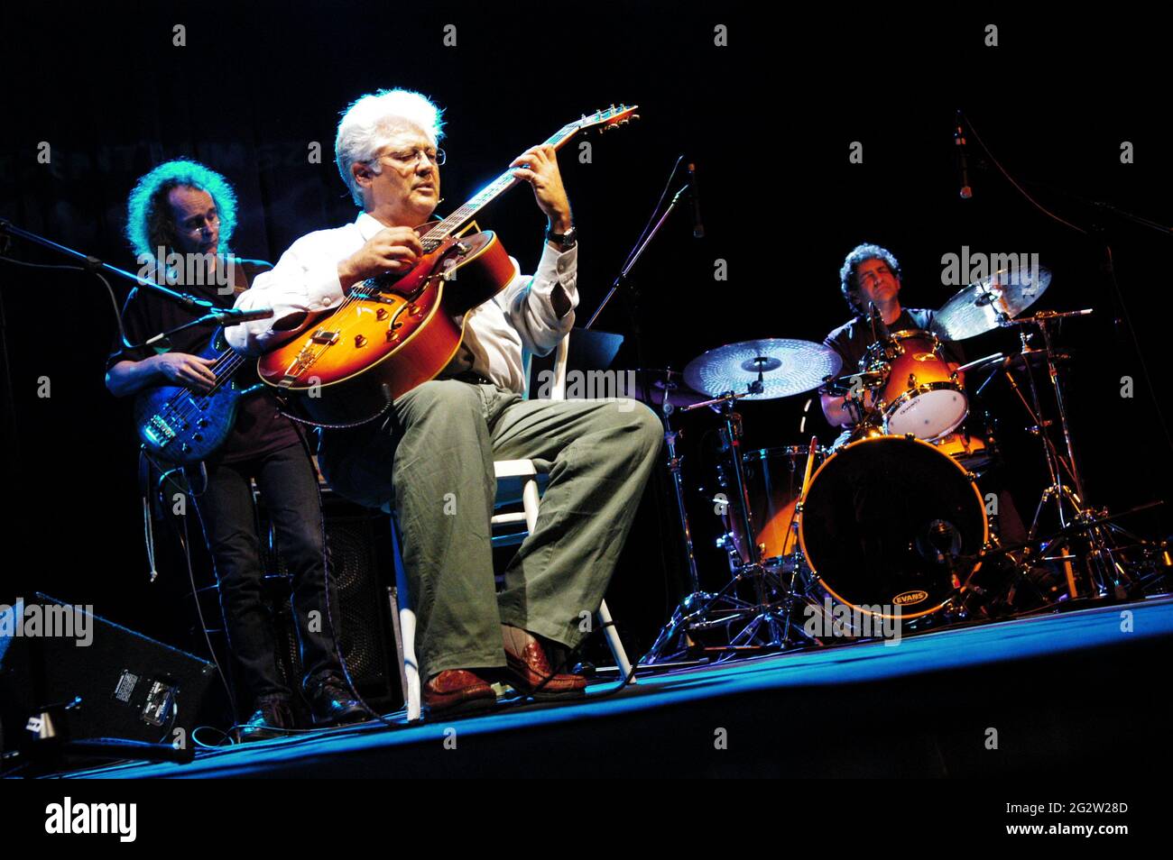 Larry Coryell Trio, Larry Coryell, Mark Egan, Danny Gottlieb, jazz ...