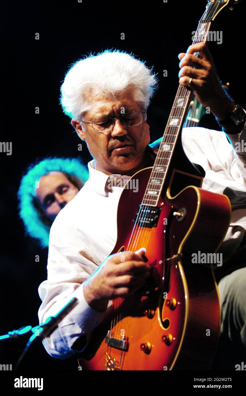 Larry Coryell Trio, Larry Coryell, Mark Egan, Danny Gottlieb, jazz ...