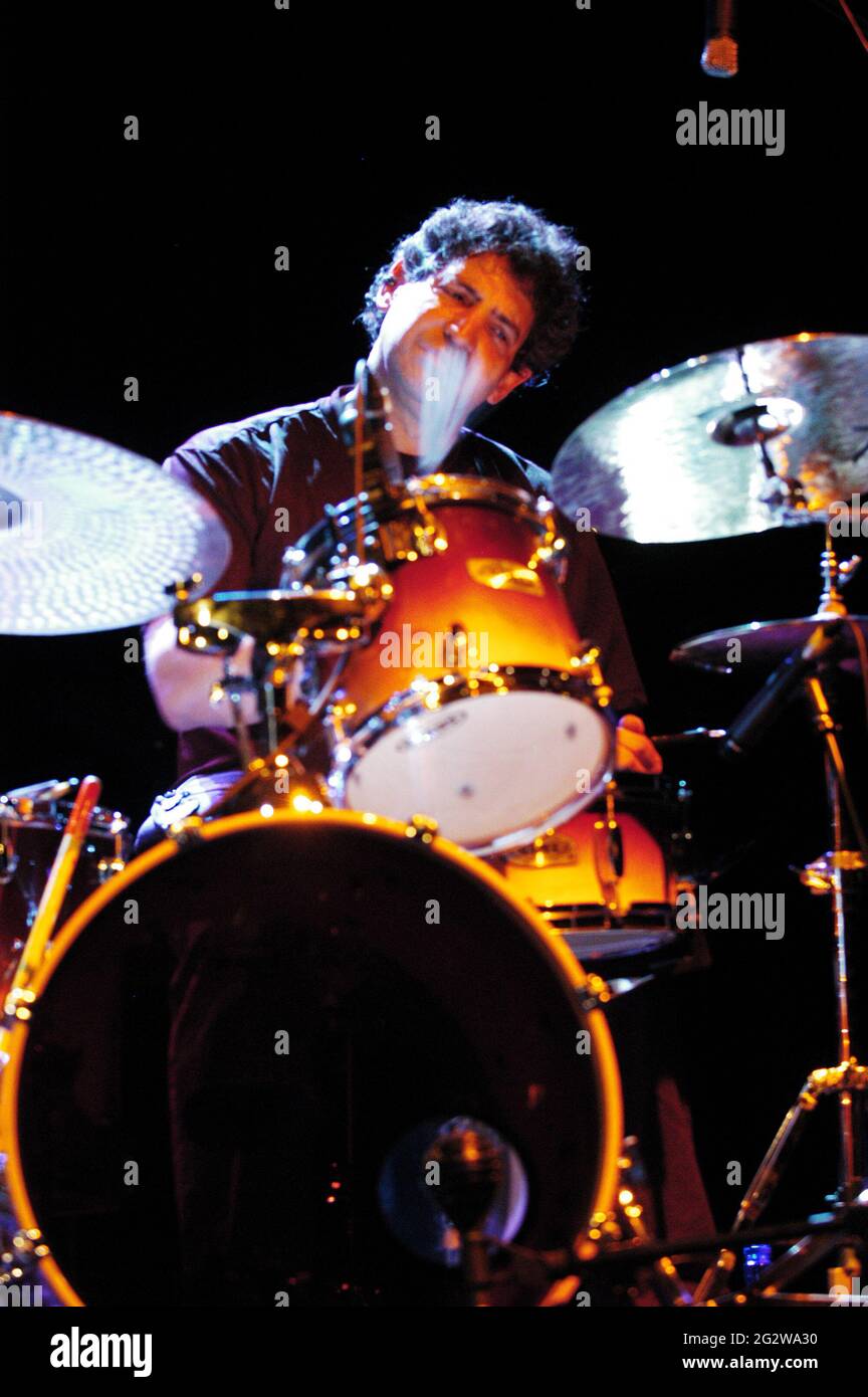 Larry Coryell Trio, Larry Coryell, Mark Egan, Danny Gottlieb, jazz ...