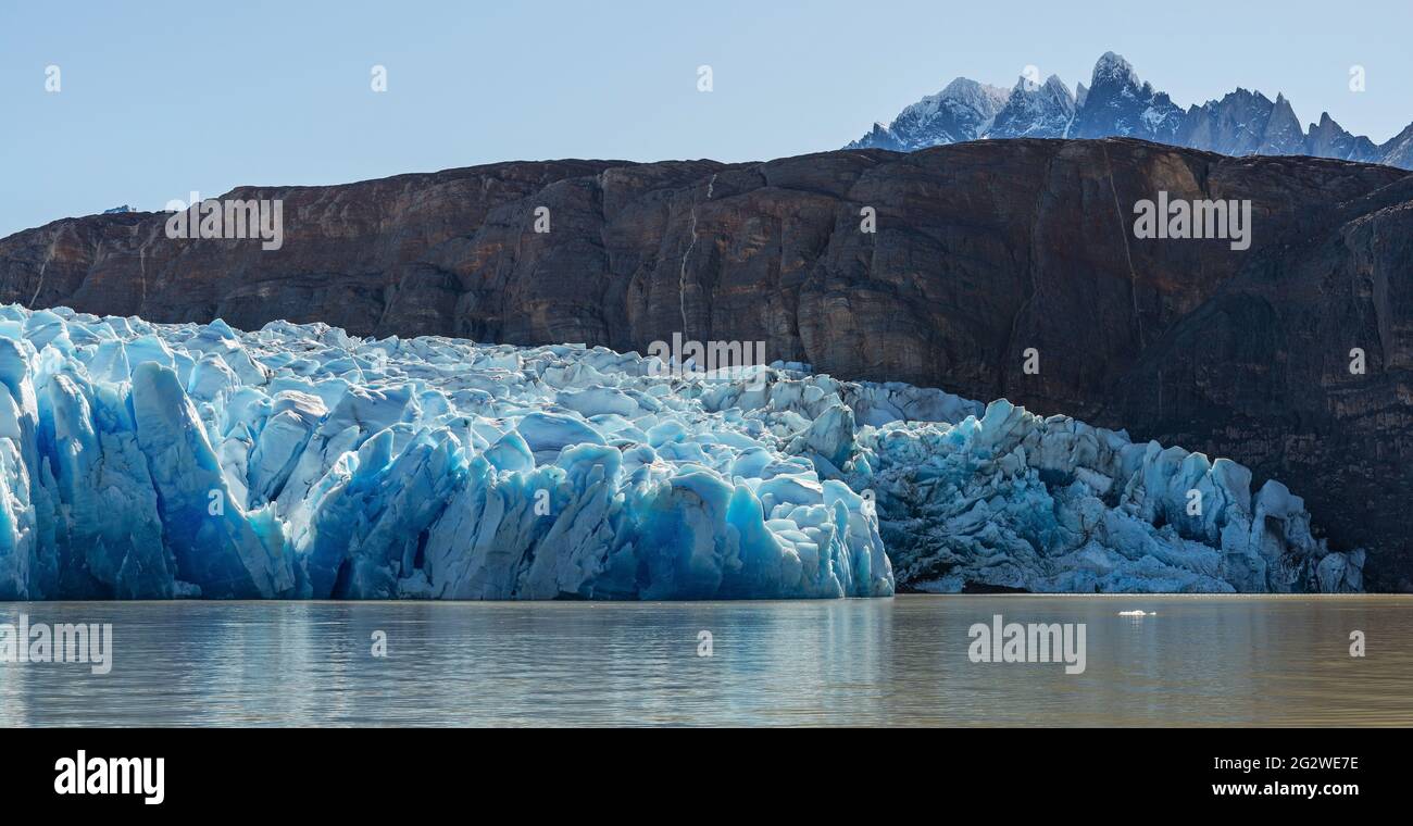 Grey Glacier panorama by Grey Lake (Lago Grey), Torres del Paine ...
