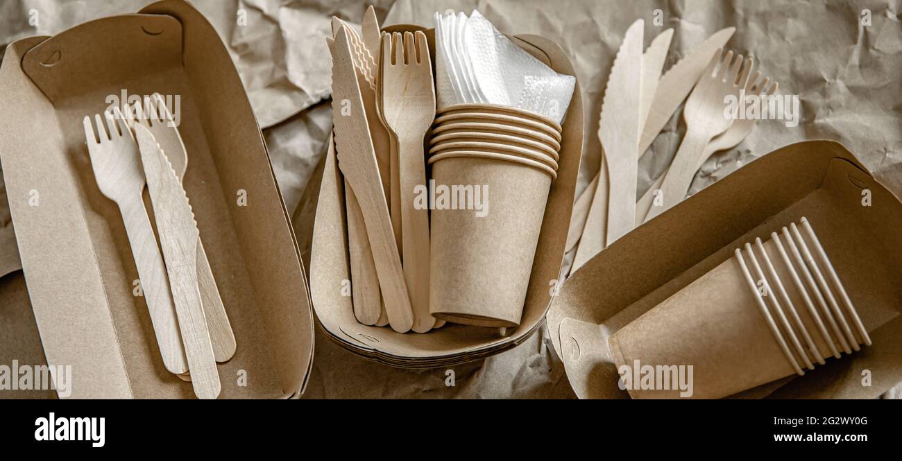 Eco-friendly disposable tableware used in fast food, restaurants ...
