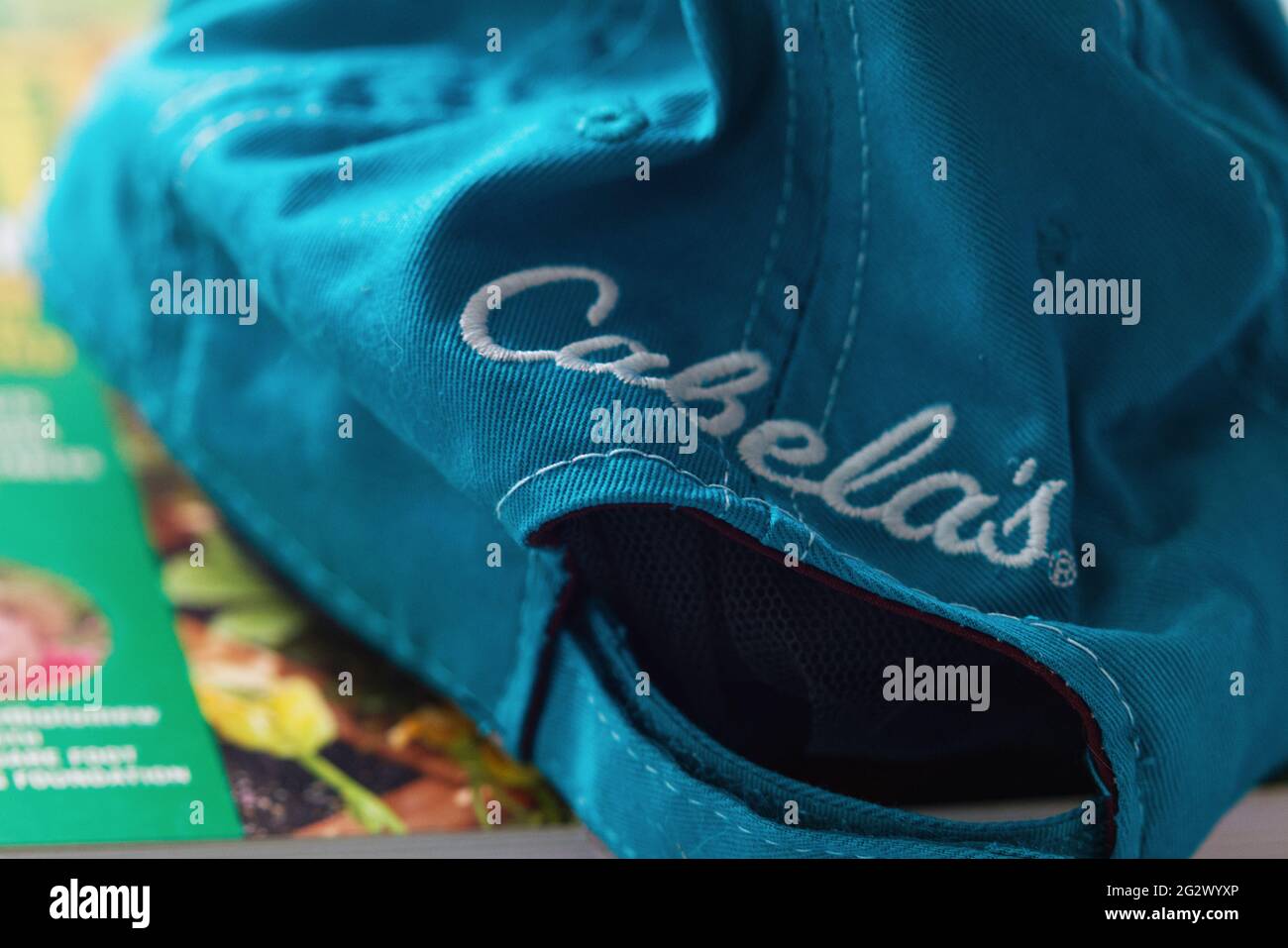Teal baseball cap hi-res stock photography and images - Alamy
