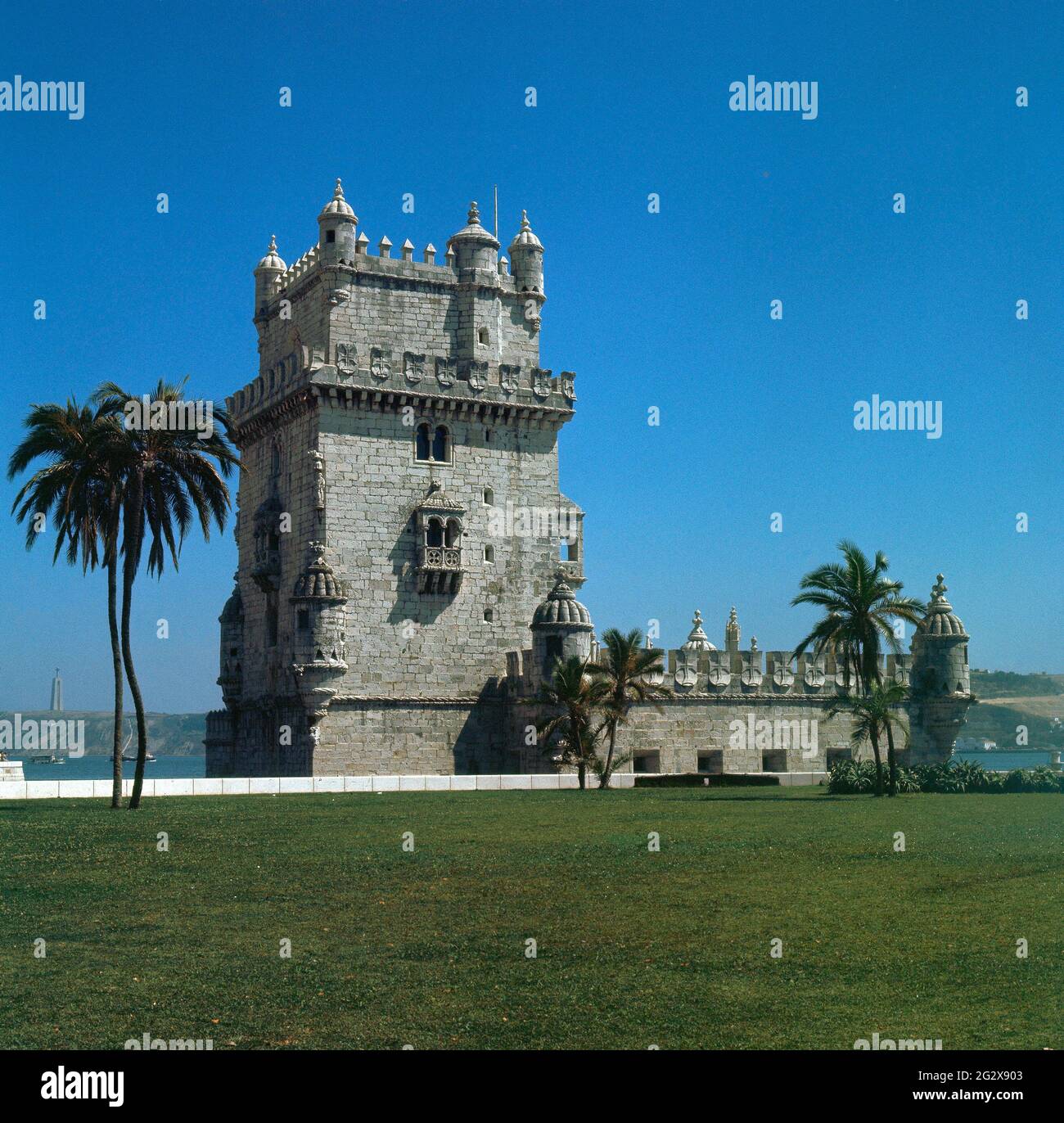 TORRE DE BELEM CONSTRUIDA EN 1515 - ESTILO MANUELINO - FOTO AÑOS 60 ...