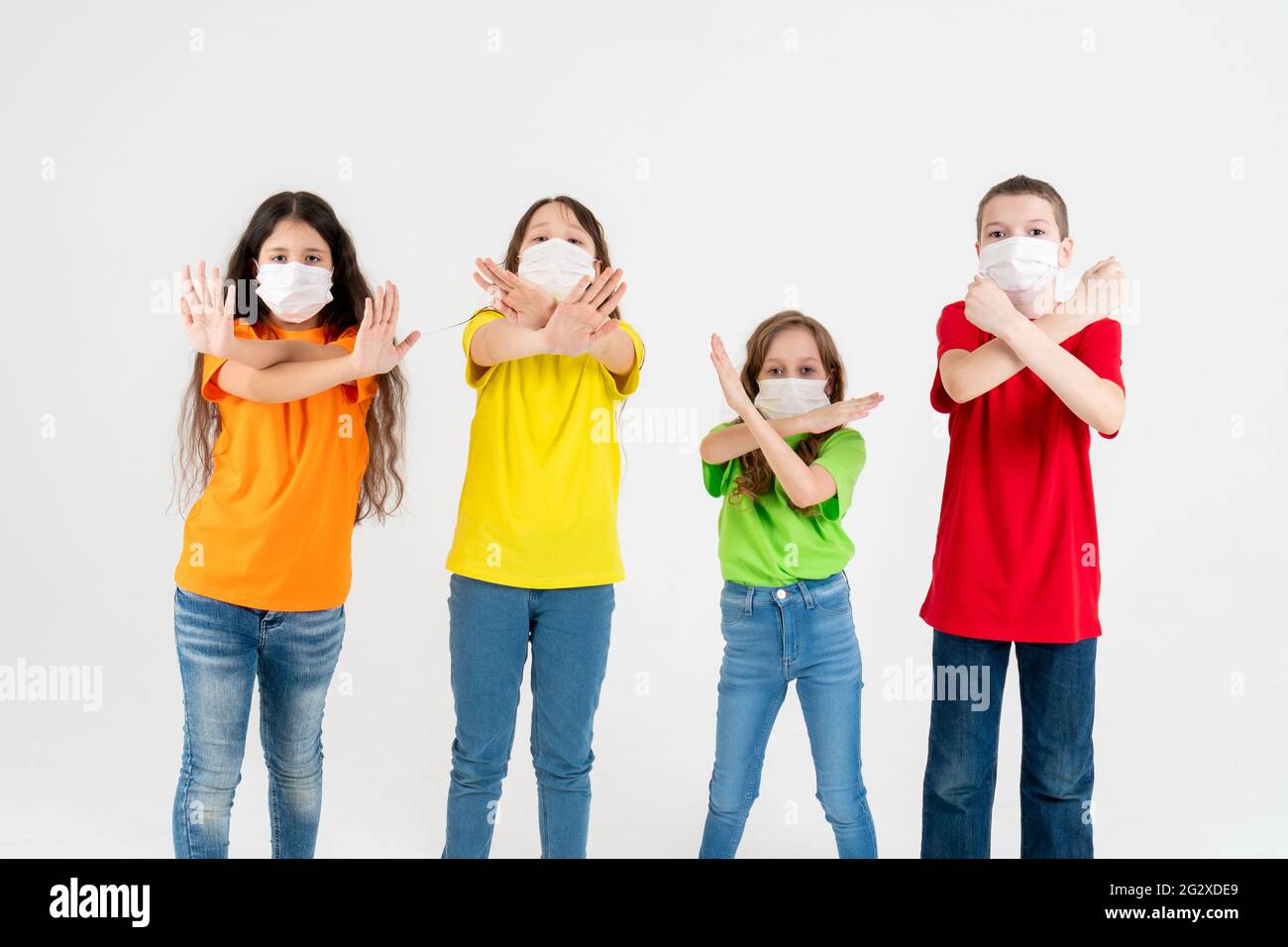 Children mouth masks hi-res stock photography and images - Alamy