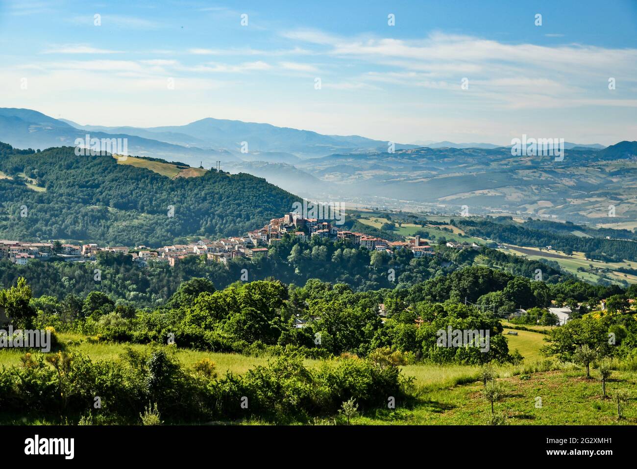 Village bella hi-res stock photography and images - Alamy