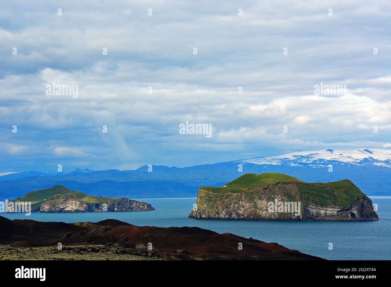 Uninhabited islands hi-res stock photography and images - Alamy