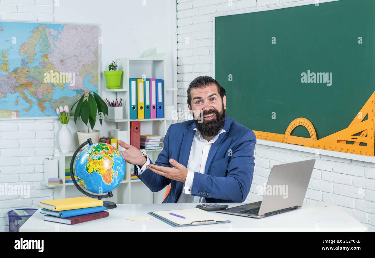 Global educational adventure education hi-res stock photography and ...