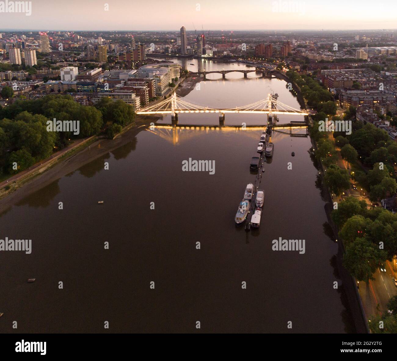 Cadogan Pier and the Albert bridge on the river thames Stock Photo - Alamy
