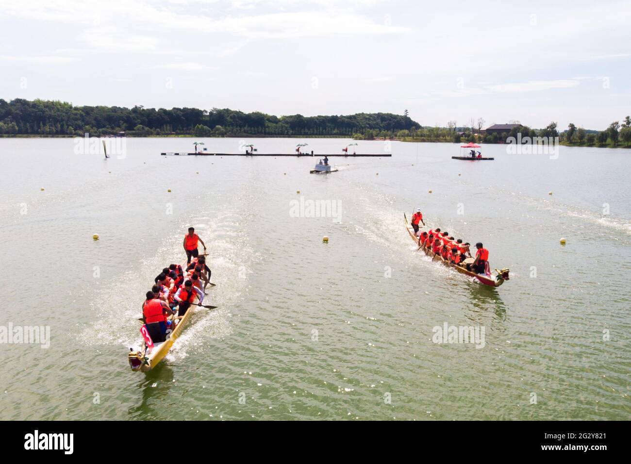 Miluo dragon boat hi-res stock photography and images - Alamy