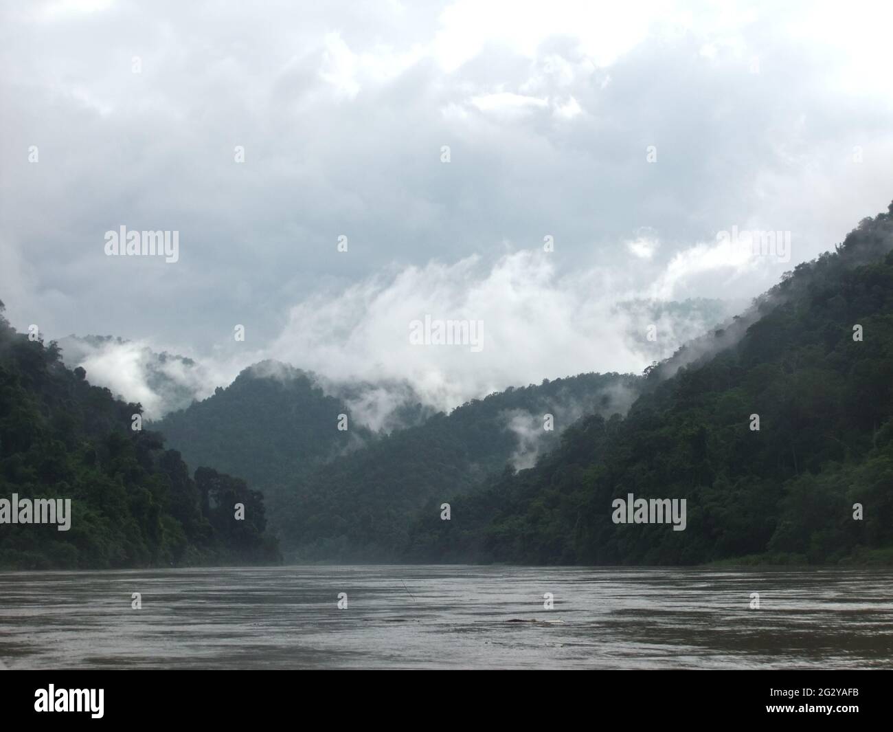 The Salween River on the Thailand Myanmar Border Stock Photo - Alamy