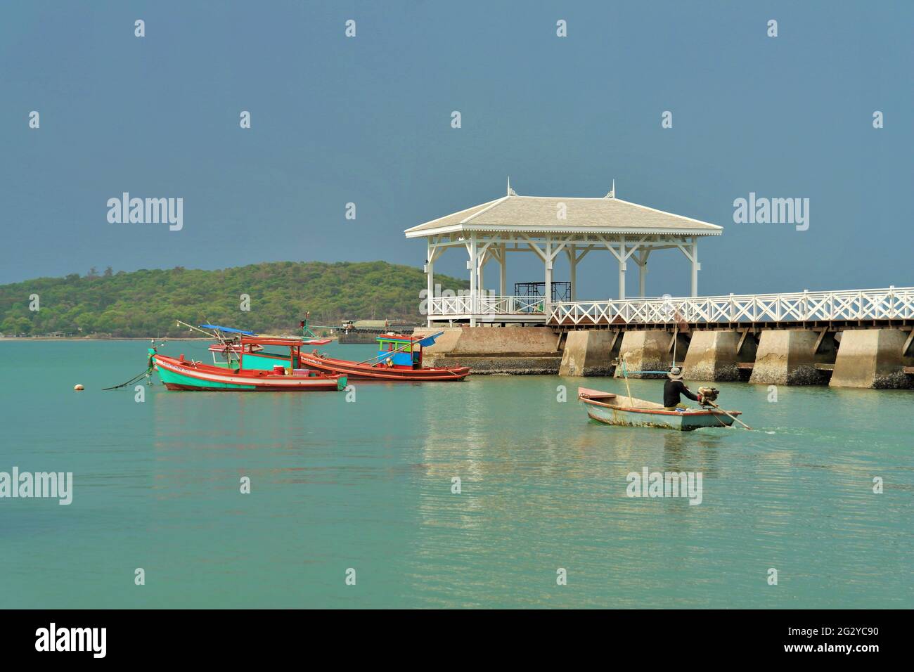 Island si chang thailand hi-res stock photography and images - Alamy