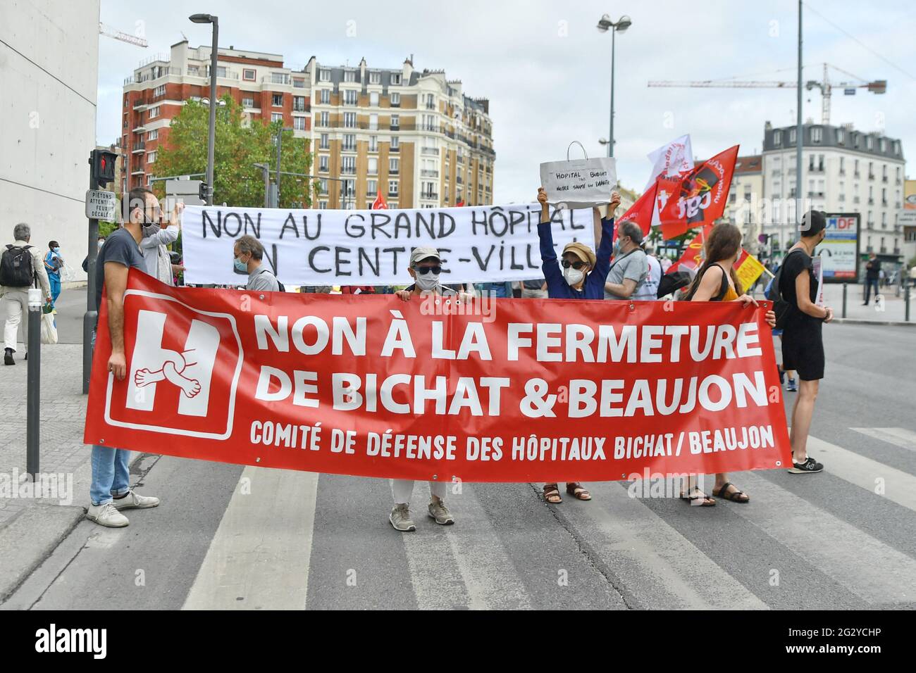 No to the closure of Bichat and Beaujon hospitals demonstration for the ...