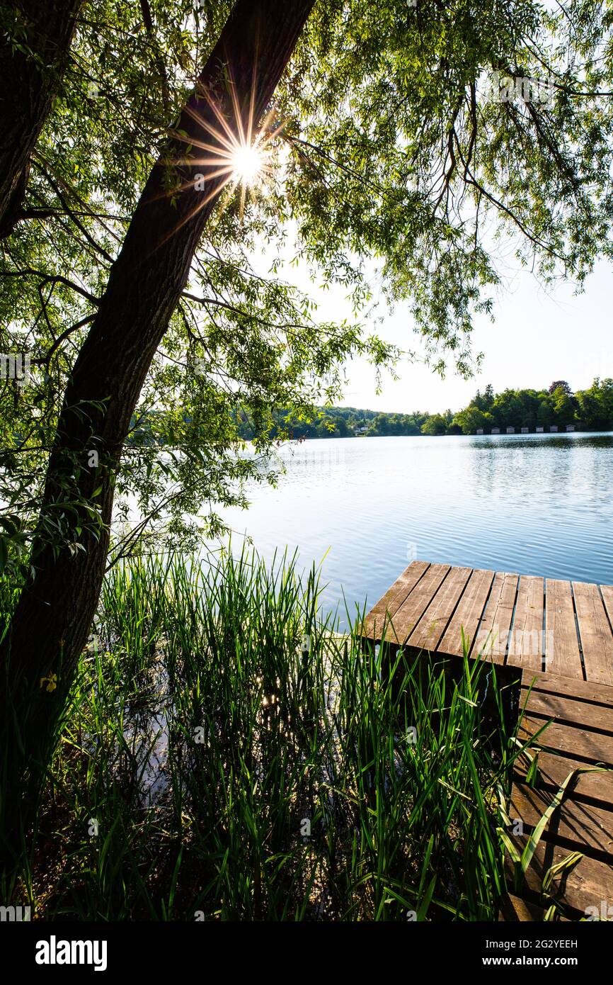 Circular route on Weßlinger lake, summer time Stock Photo - Alamy