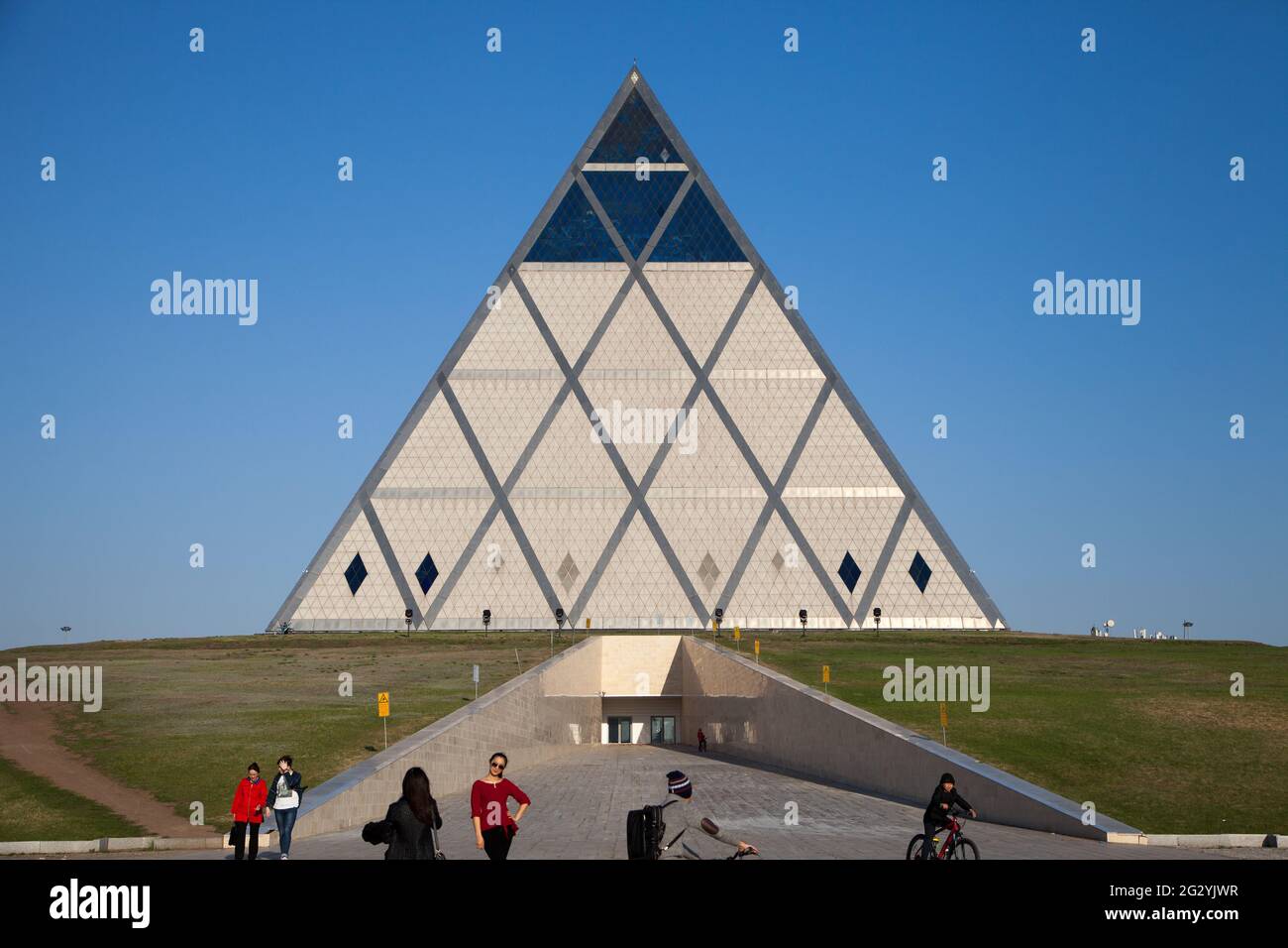 Pyramid of peace and reconciliation hi-res stock photography and images ...