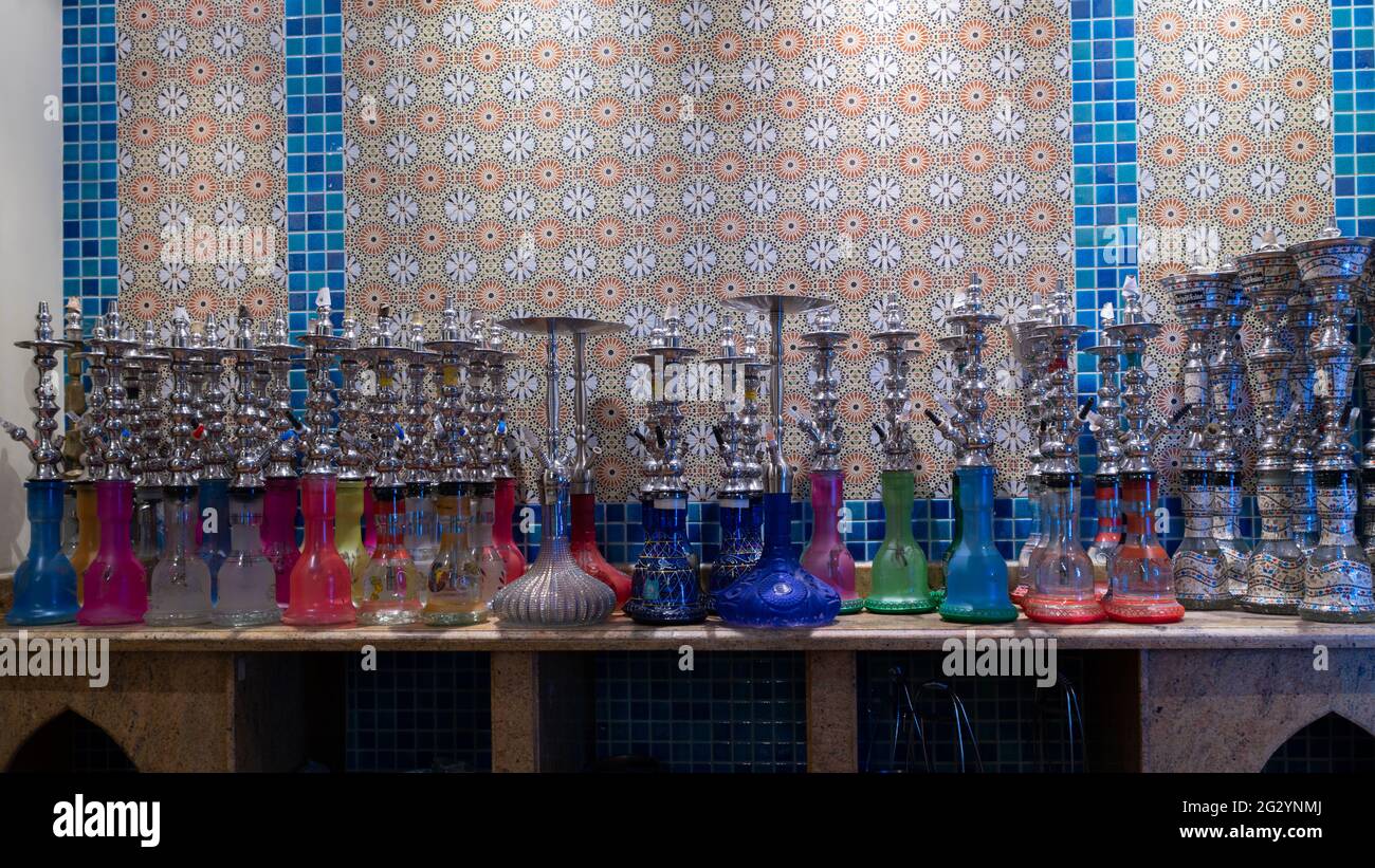 Shisha lounge hi-res stock photography and images - Alamy