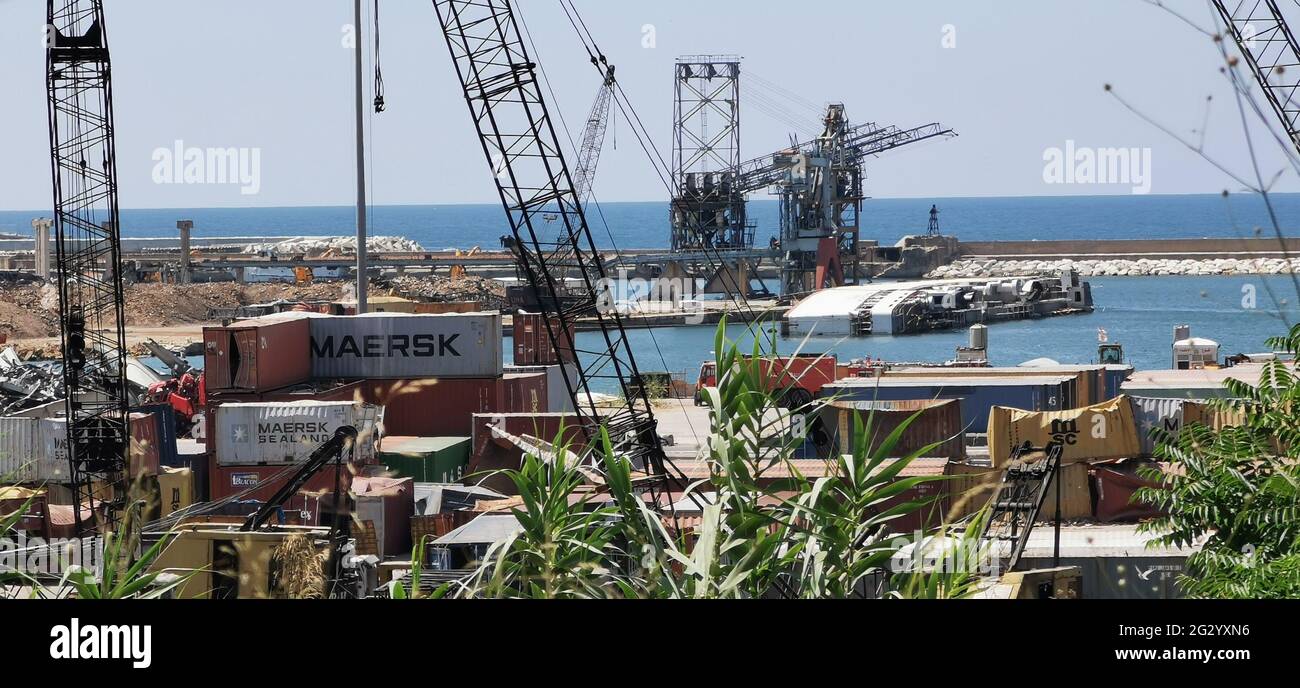 Port explosion beirut hi-res stock photography and images - Alamy