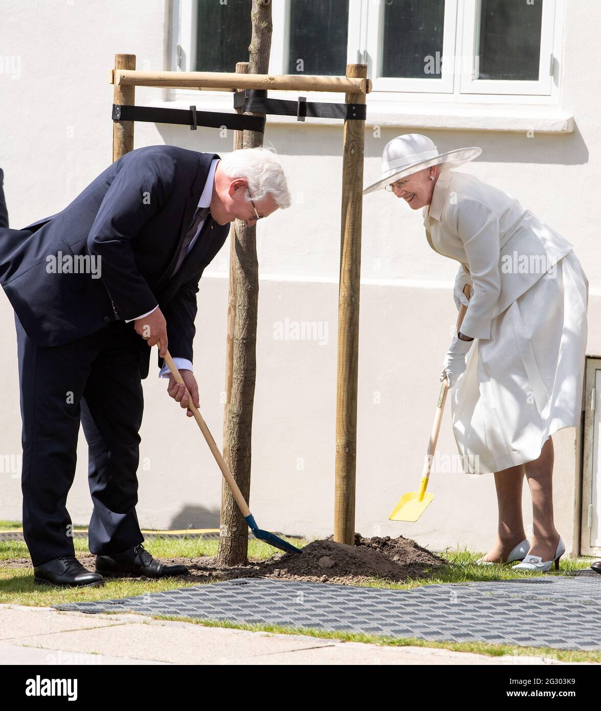 13 June 2021, Denmark, Sønderborg: Federal President Frank-Walter ...