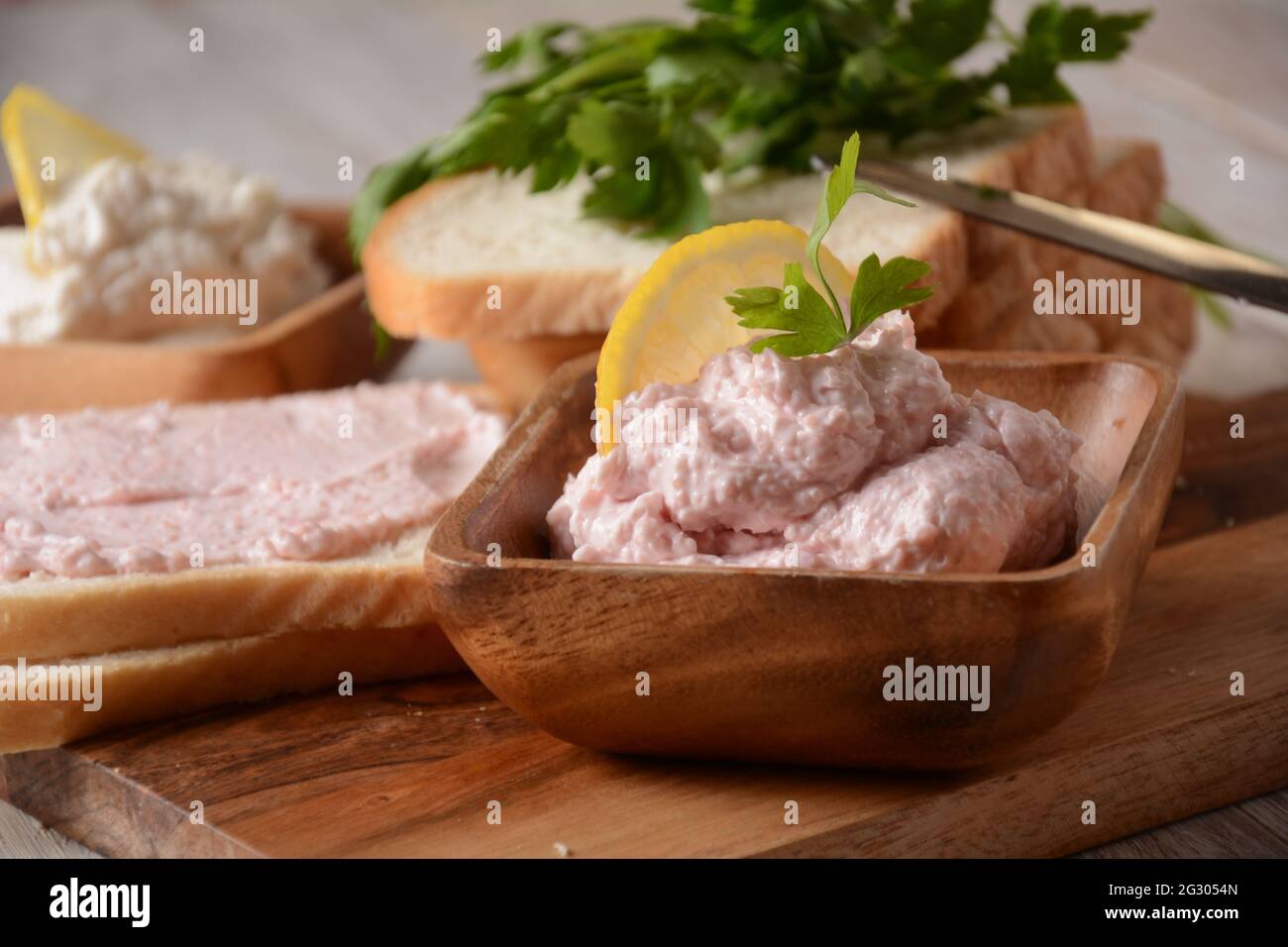 Salmon roe ground hi-res stock photography and images - Alamy