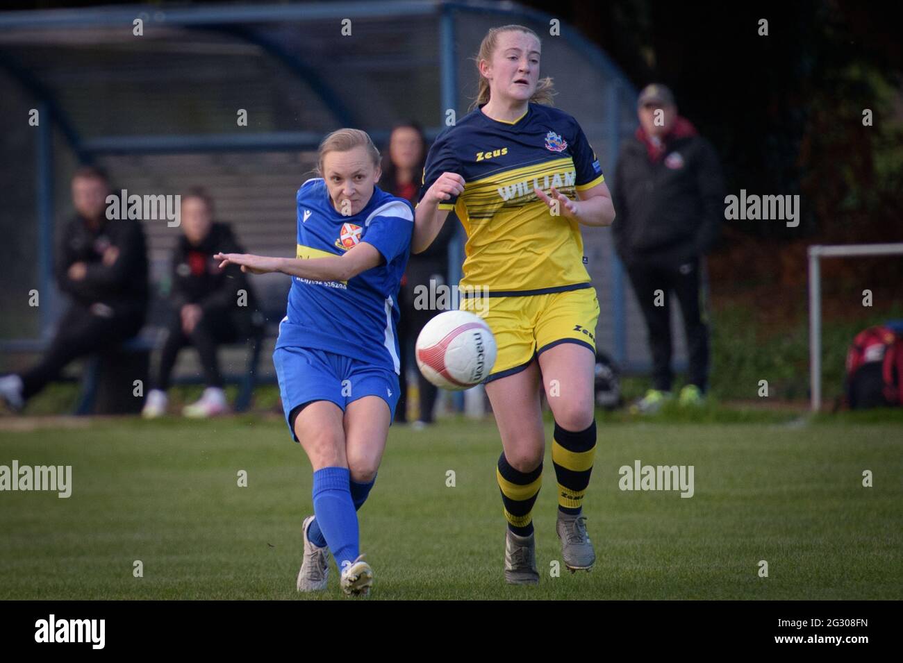 Cascade yc women fc hi-res stock photography and images - Alamy