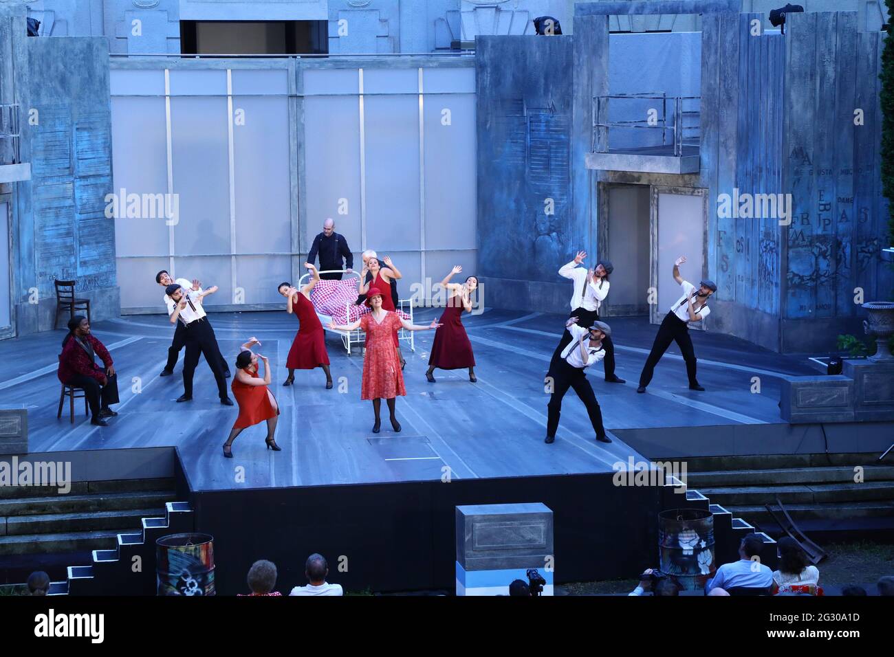 Premiere: Musical "Evita" , in den Hauptrollen Anna Gössi,Max Dollinger ...