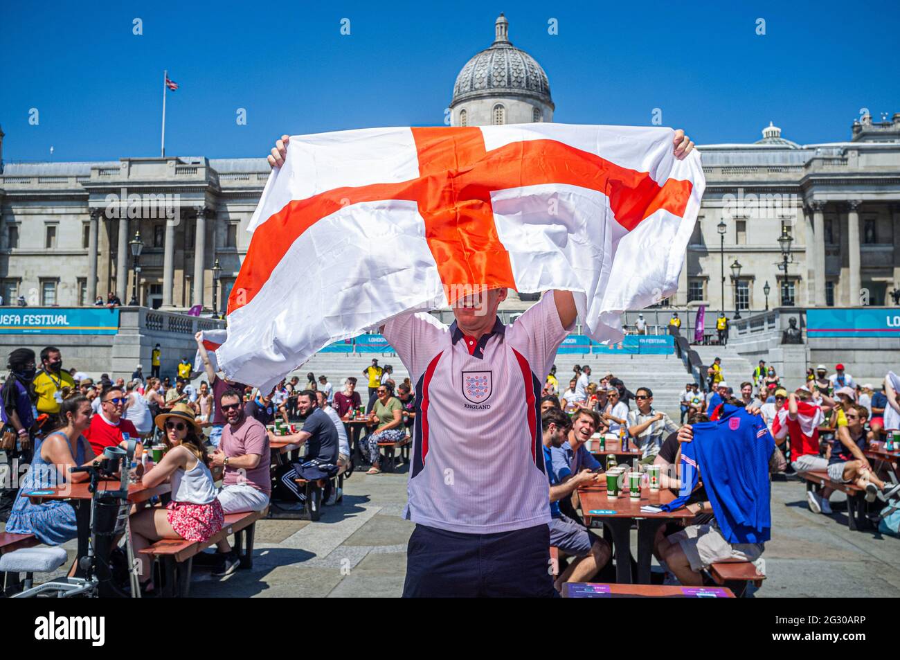 Wembley fan zone football hi-res stock photography and images - Alamy