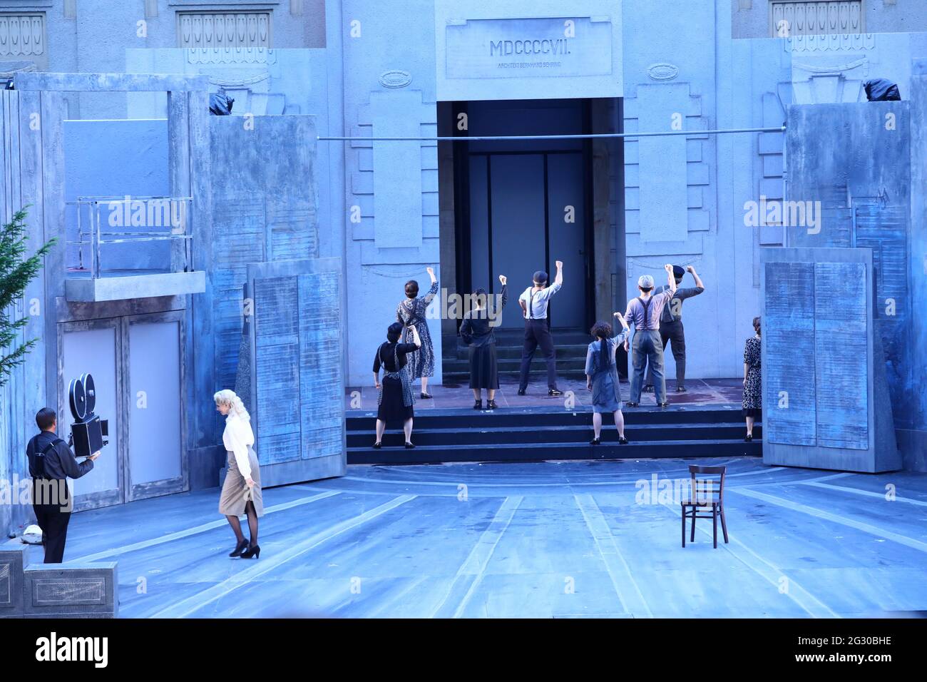 Premiere: Musical "Evita" , in den Hauptrollen Anna Gössi,Max Dollinger ...