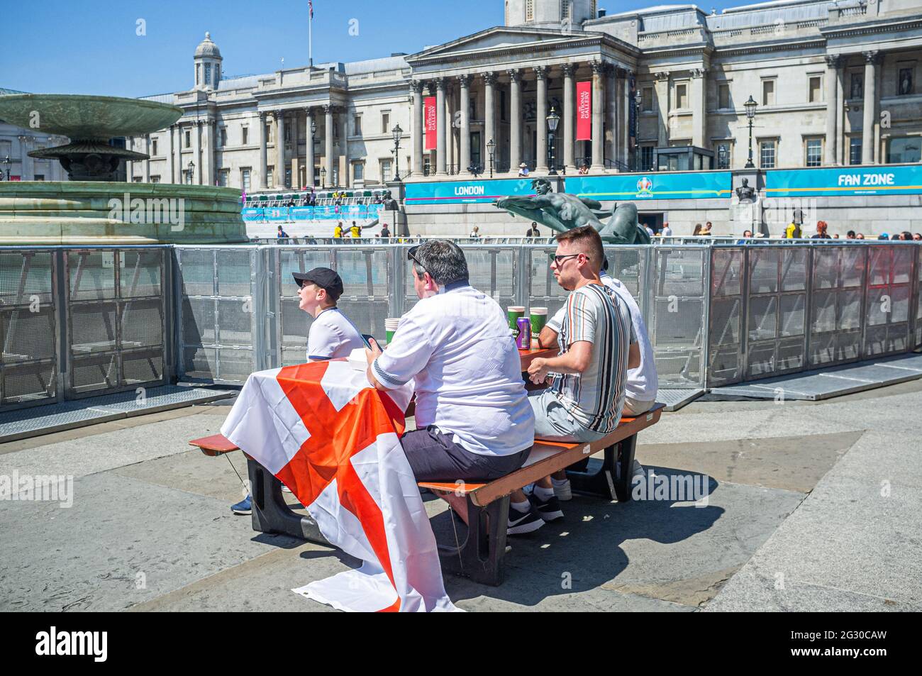 Wembley fan zone football hi-res stock photography and images - Alamy